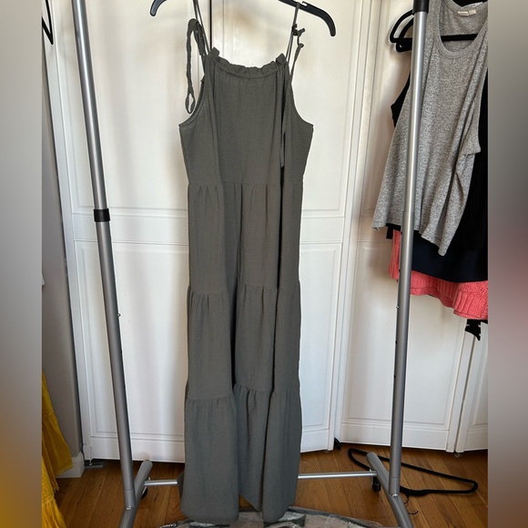 Solution | Dresses | Elegant Gray Sleeveless Maxi Dress | Poshmark
